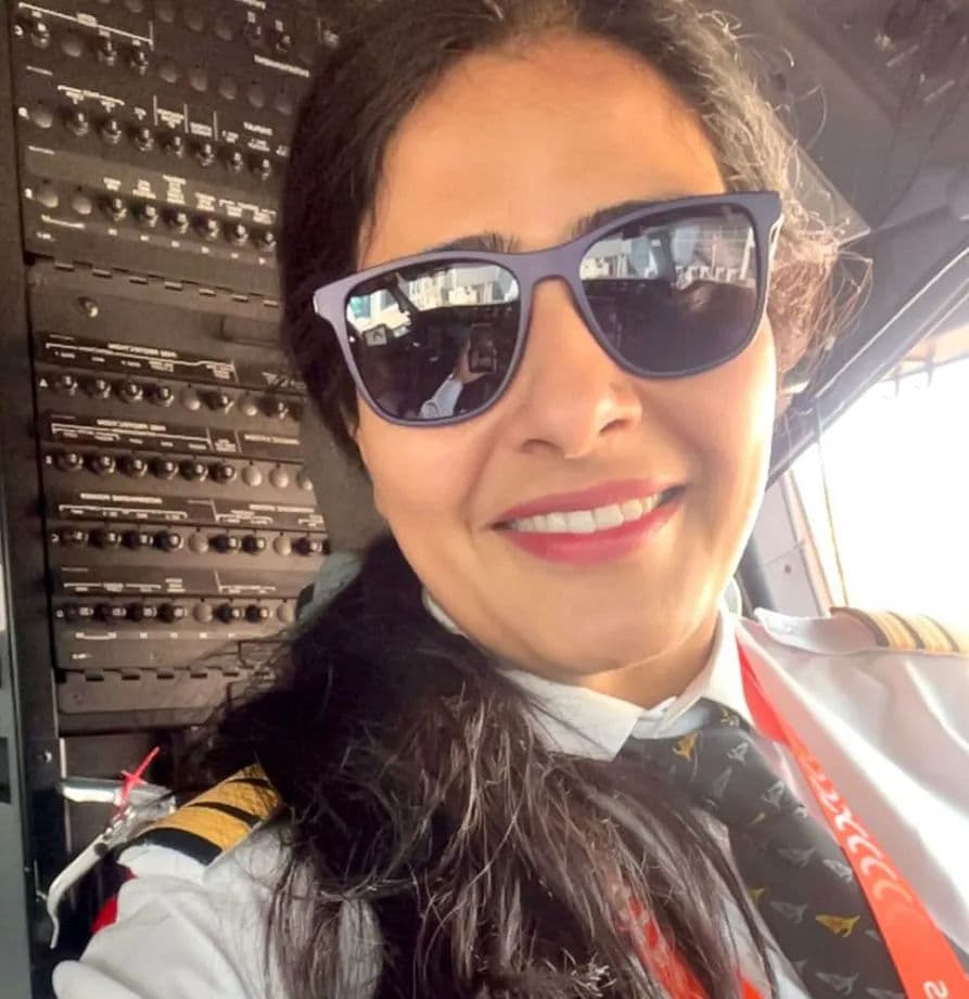 Dipty Damle's avatar